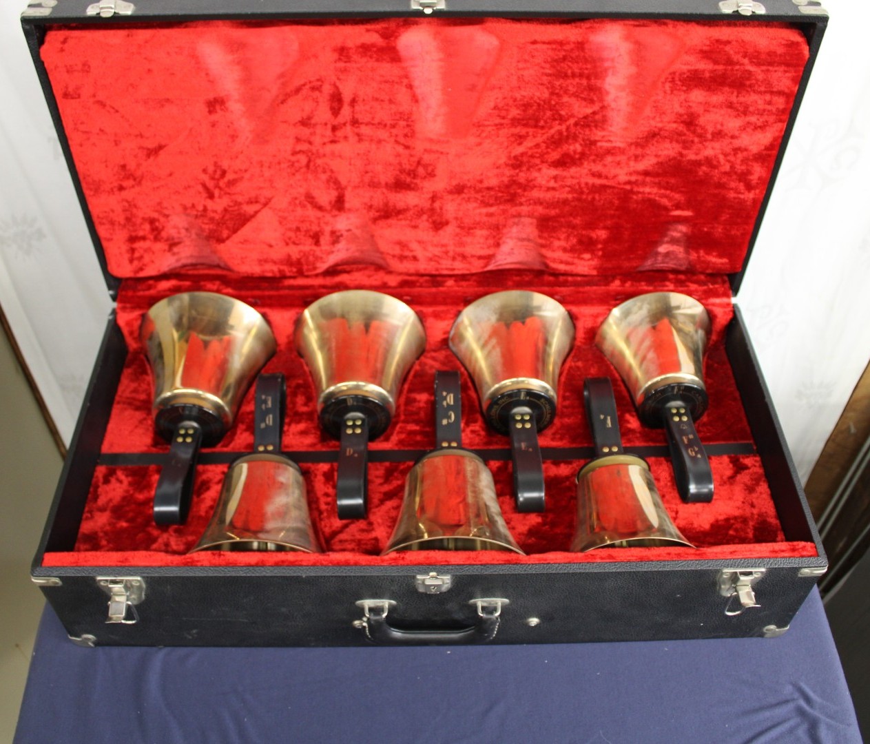 Schulmerich Handbell Set w/ Matching Table (Lower 3rd Octave C4-F#4 ...