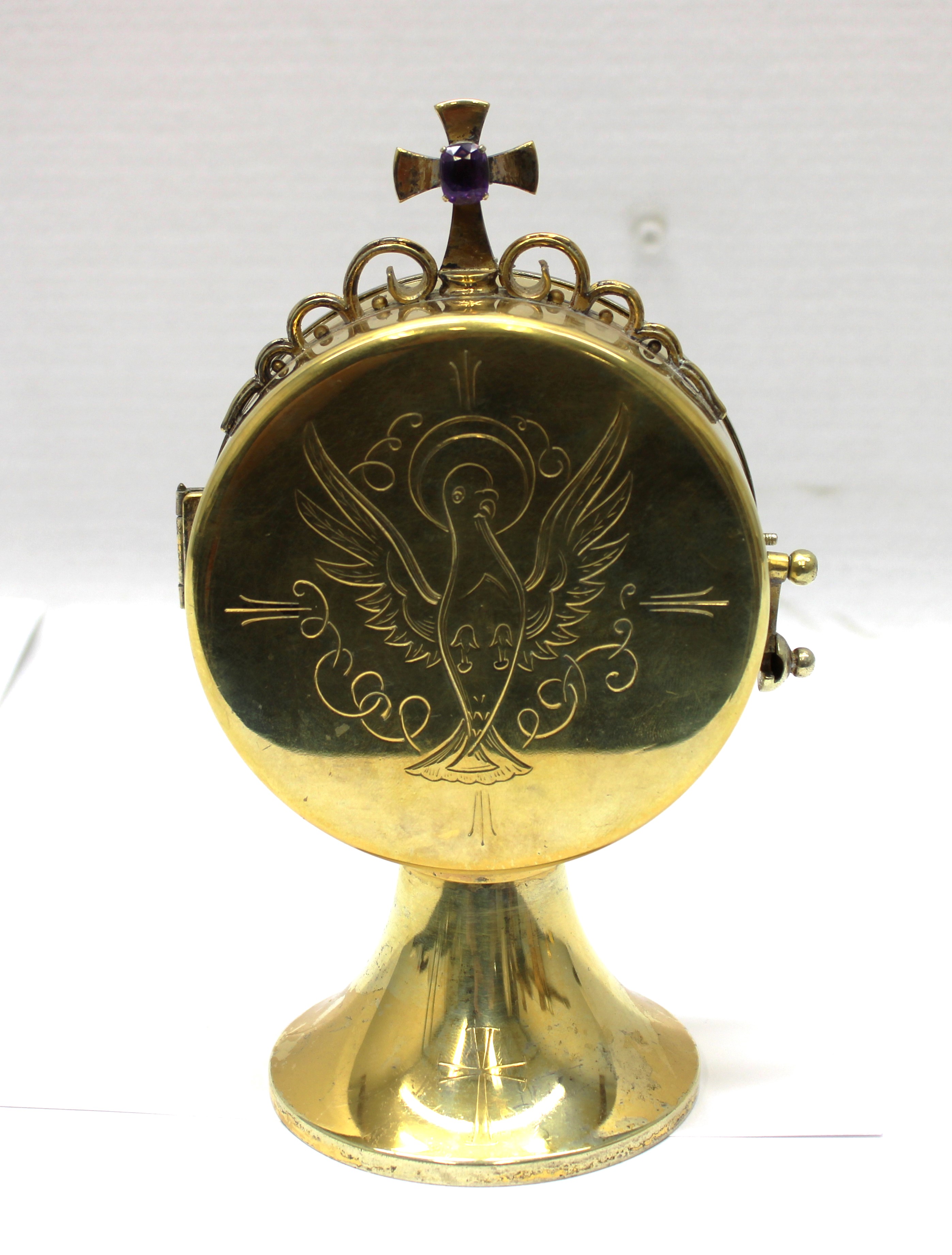 7 1/4" Luna Holder w/ Amethyst Stones and Dove | T. H. Stemper Co.